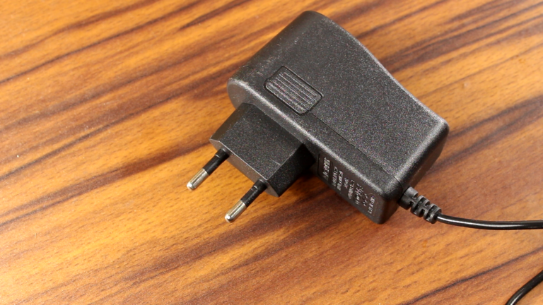 Arduino Remote Control Switch: On/Off Room Light With TV Remote - GEEKY ...