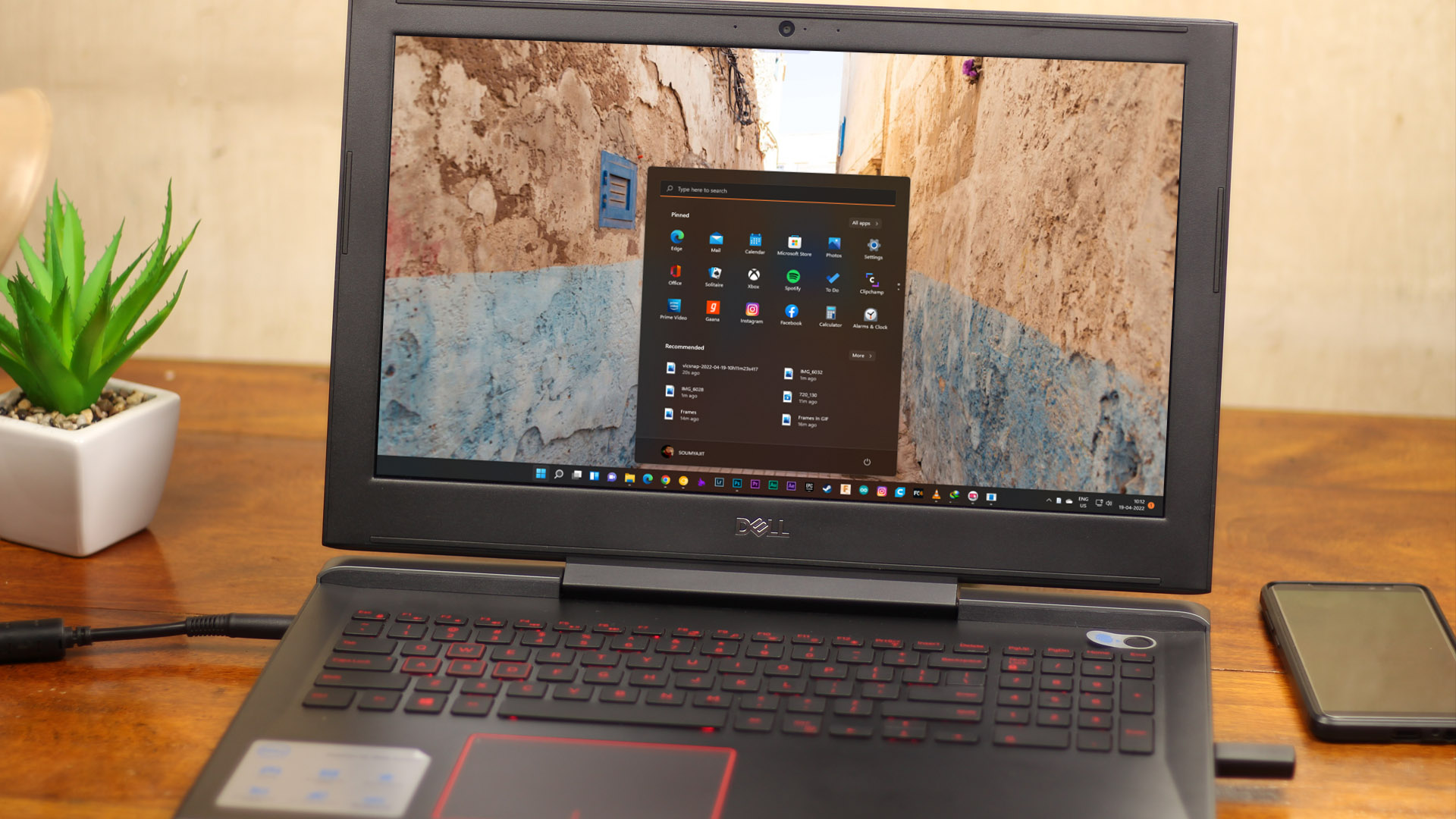 Desktop Vs Laptop: Same Configuration Perform Differently: Why? - GEEKY ...